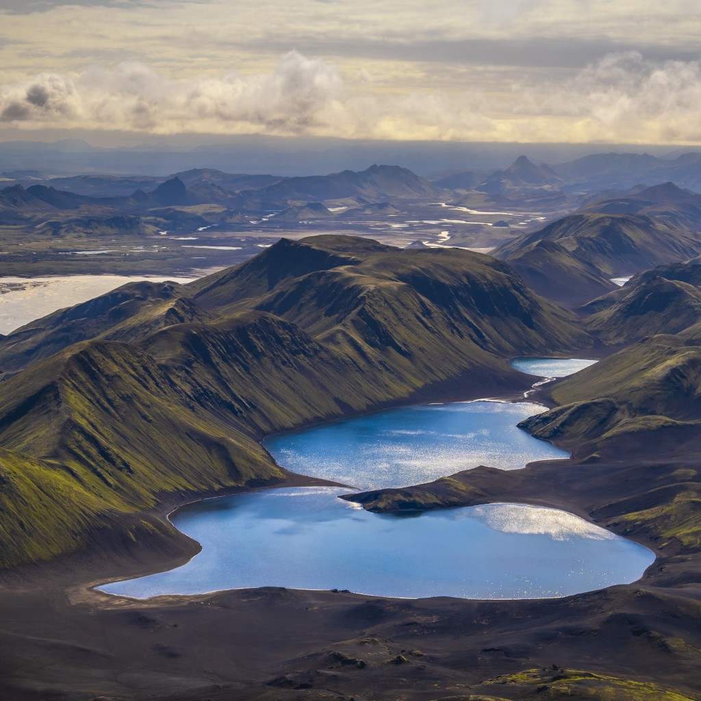 Iceland Nature Mountains Cloudy Sky Wallpaper - 1024x1024